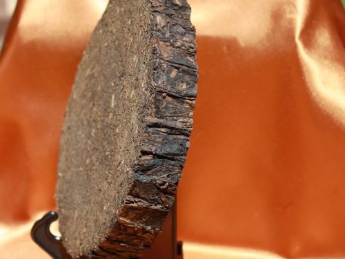 Buy Qian Liang Cha | Hei Cha | Valley Green Tea